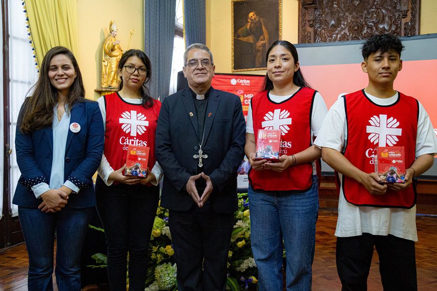 Se anuncia colecta nacional de Cáritas del Perú «Mira con el corazón ...