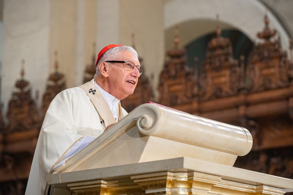 Cardenal Castillo: La fe no es una repetición en serie. Es un constante ...